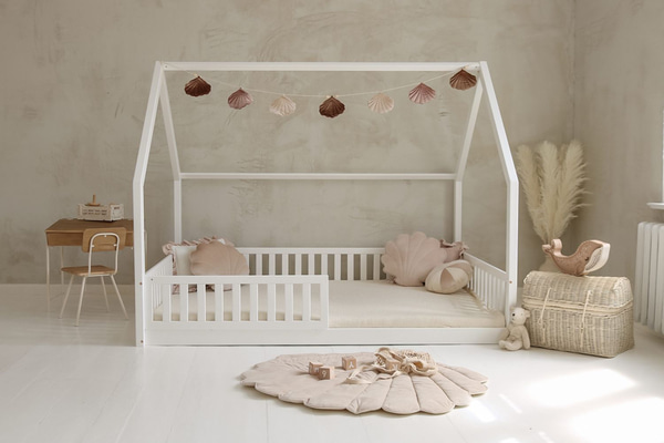 Double House Beds