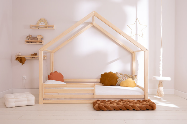 House Bed Double: Children’s House Bed 140x200 | Mon Lit Cabane