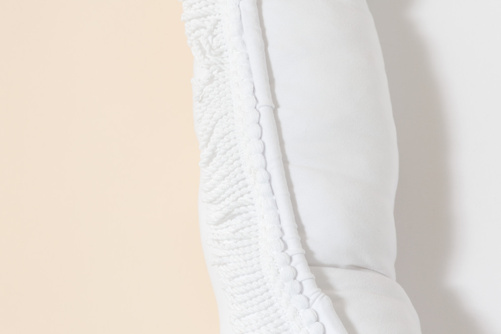 Reductor De Cama Blanco Con Volantes - Mon Lit Cabane